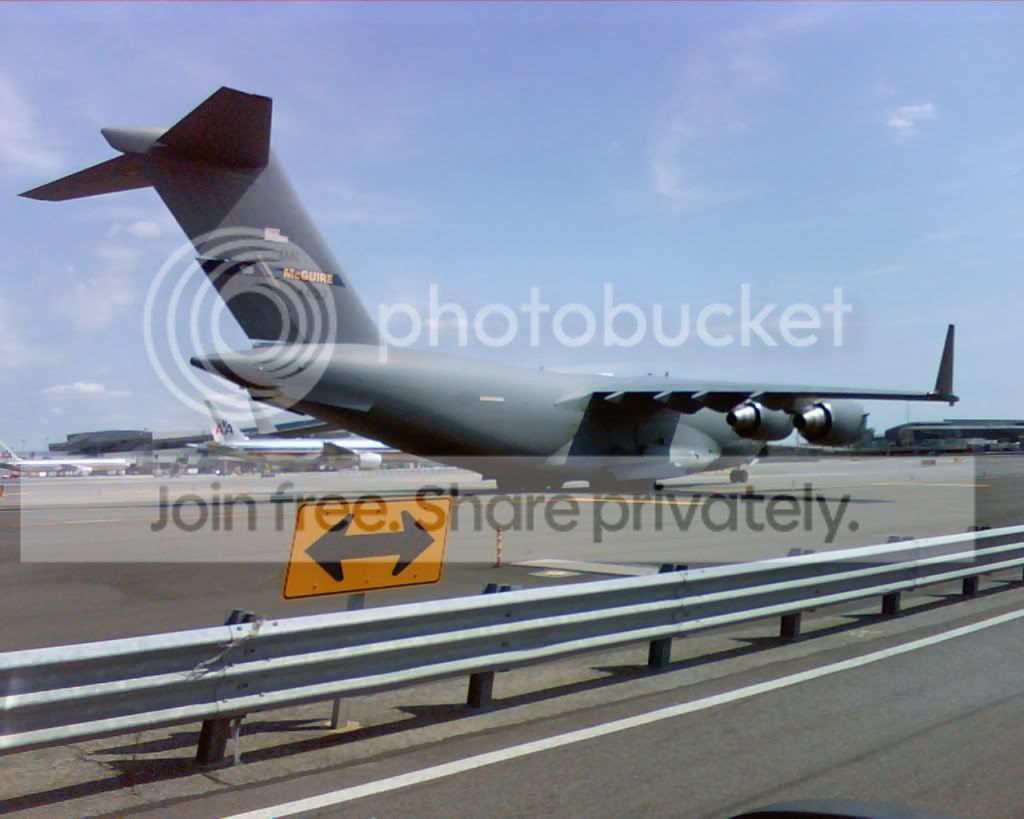 Some Pics at JFK Part XIII (A beast indeed!!) - History of PIA - Forum